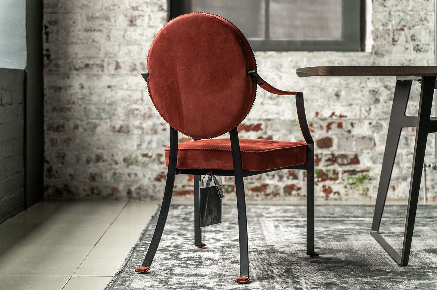 Baxter Gambretta Chair (Kashmir Bordeaux) – Stephen Neall Interiors Shop