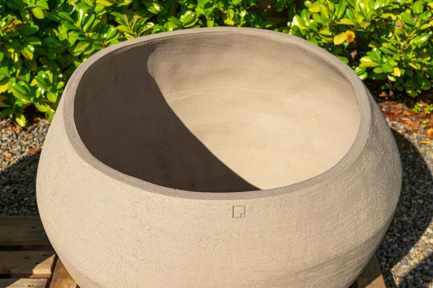 Atelier Vierkant Pots & Planters | Stephen Neall – Stephen Neall ...