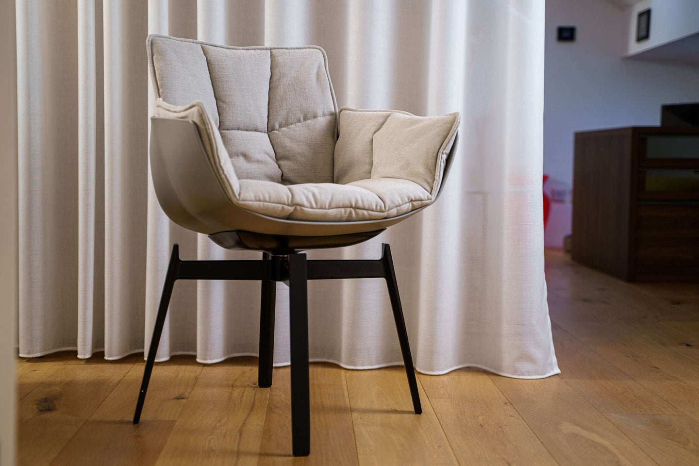 Shop for B&B Italia Husk Chair – Stephen Neall Interiors Shop
