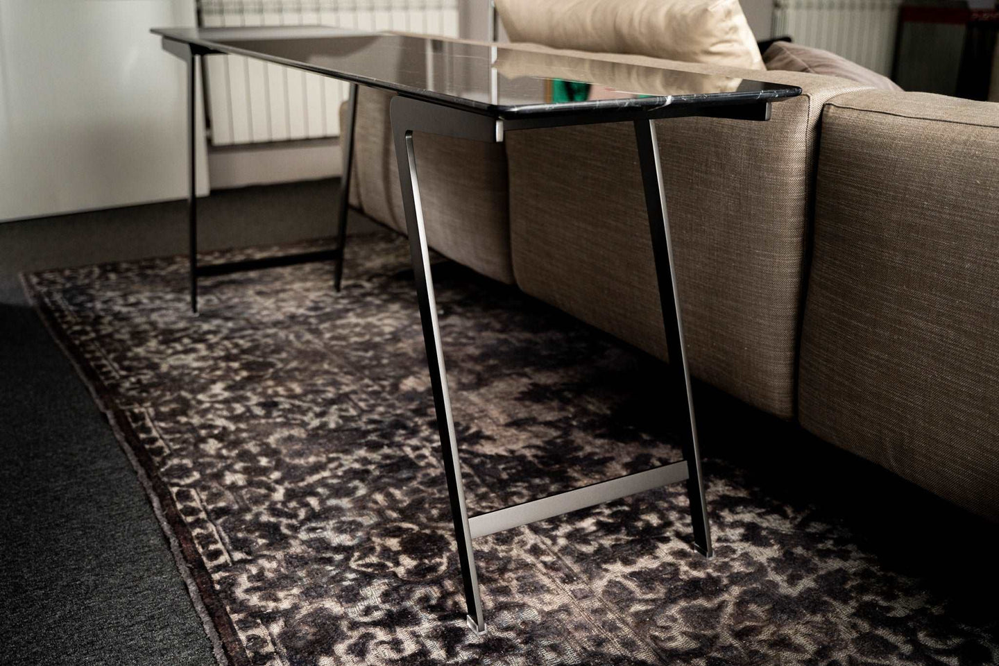 Flexform Soffio Desk – Stephen Neall Interiors Shop