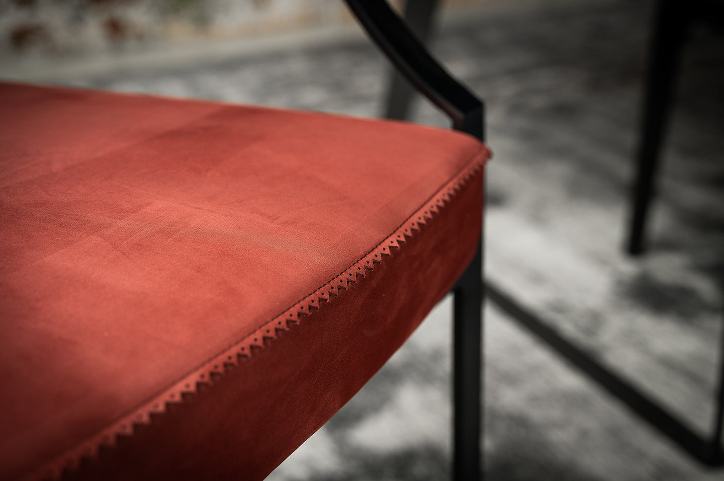 Baxter Gambretta Chair (Kashmir Bordeaux) – Stephen Neall Interiors Shop